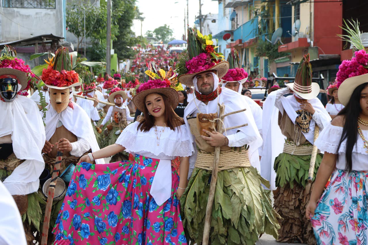 Elisa Nadine Vázquez Hernández se une a la tradición de la Danza del ...