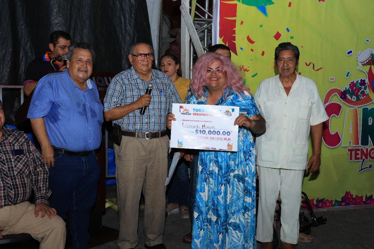 Carnaval de Tenosique 2025 cautiva con el concurso de Toro Petate ...